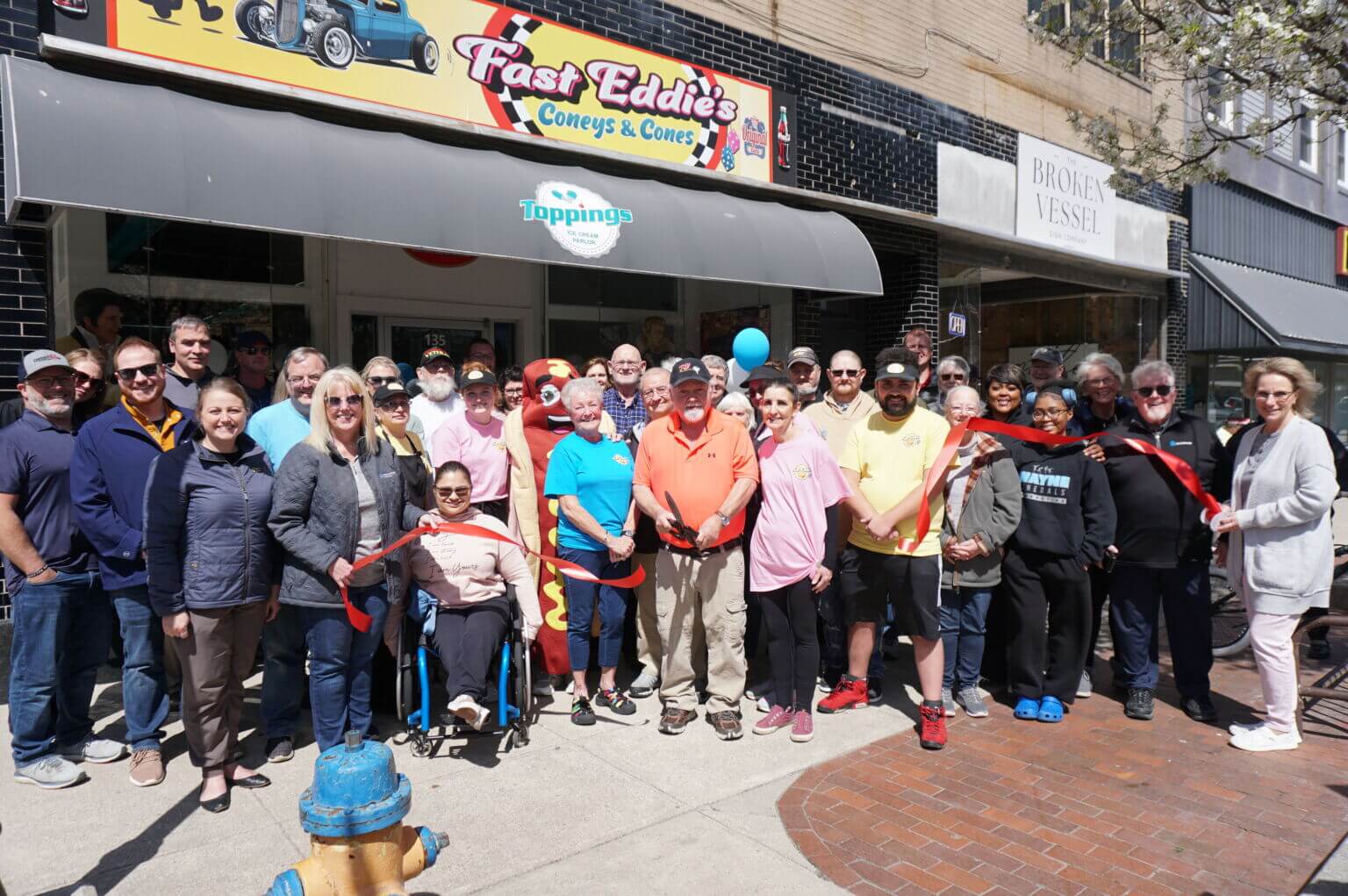 Fast Eddie’s Coneys & Cones Cuts the Ribbon on a Sweet New Chapter ...